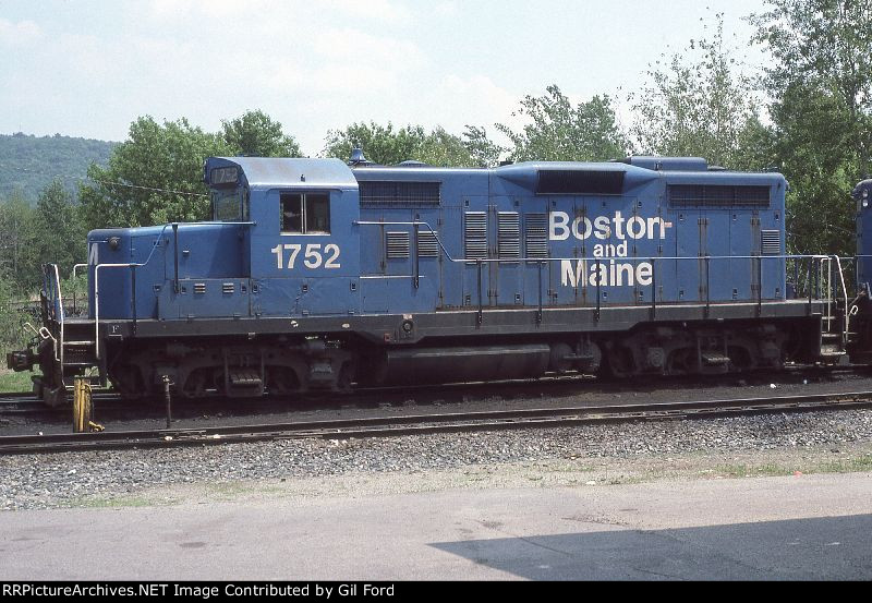 B&M 1752(GP-18)